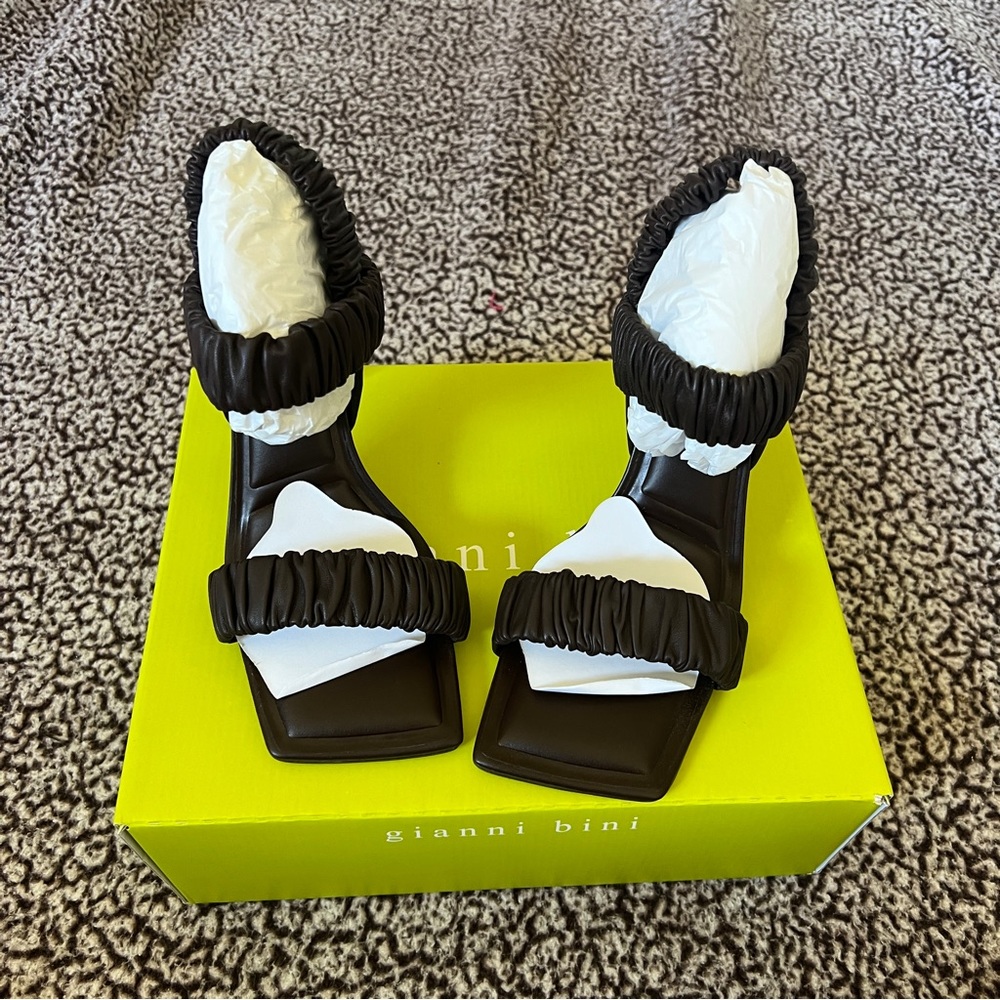 Chocolate Brown Gianni Bini Slingback Heels Sandal - Gem